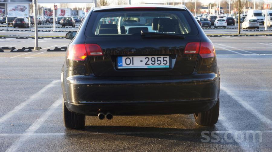 Black Audi A3 2005 in Riga, with an engine capacity of 2.00 L and mileage of 183 thousand km for 2700 €, photo 4 on AUTOMOTO.COM.LV
