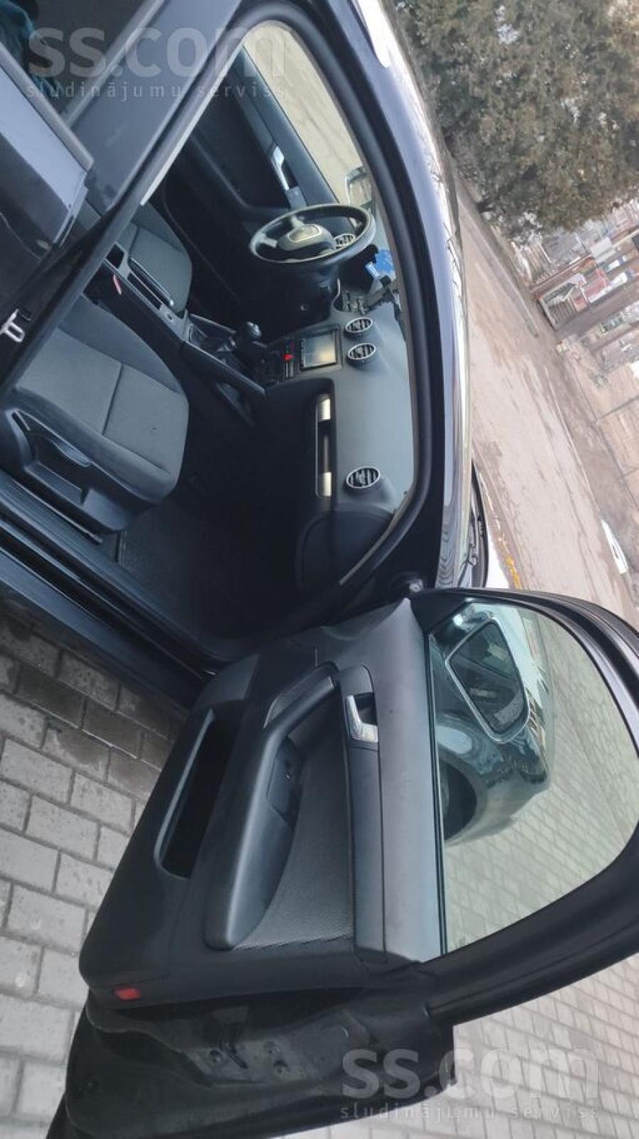 Black Audi A3 2007 in Riga, with an engine capacity of 1.60 L and mileage of 355 thousand km for 2200 €, photo 11 on AUTOMOTO.COM.LV