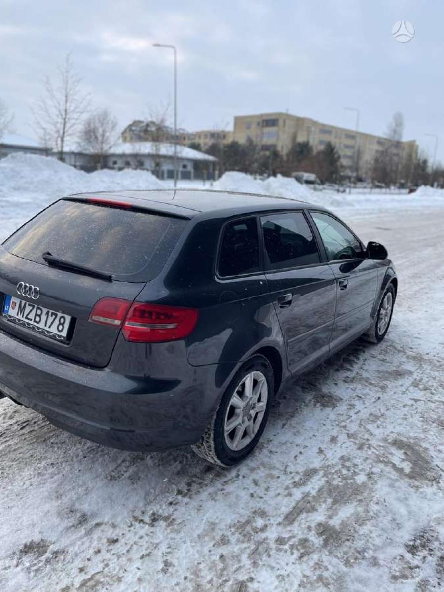 Black Audi A3 2009 in Siauliai, with an engine capacity of 1.80 L and mileage of 259 thousand km for 4500 €, photo 2 on AUTOMOTO.COM.LV
