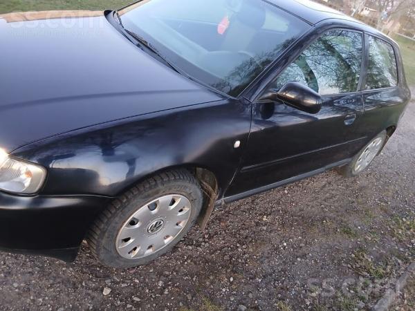 Zils Audi A3 1999 Valka, ar dzinēja tilpumu 1.60 L un nobraukumu 290 tūkst. km par 900 €, foto 3 vietnē AUTOMOTO.COM.LV