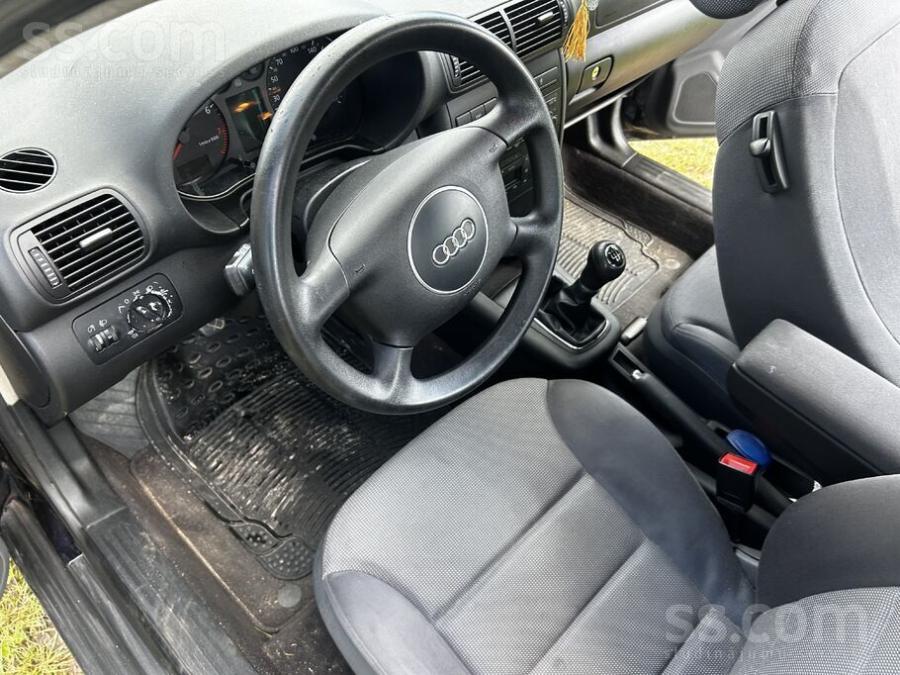 Blue Audi A3 2002 in Gulbene, with an engine capacity of 1.60 L and mileage of 347 thousand km for 1600 €, photo 9 on AUTOMOTO.COM.LV