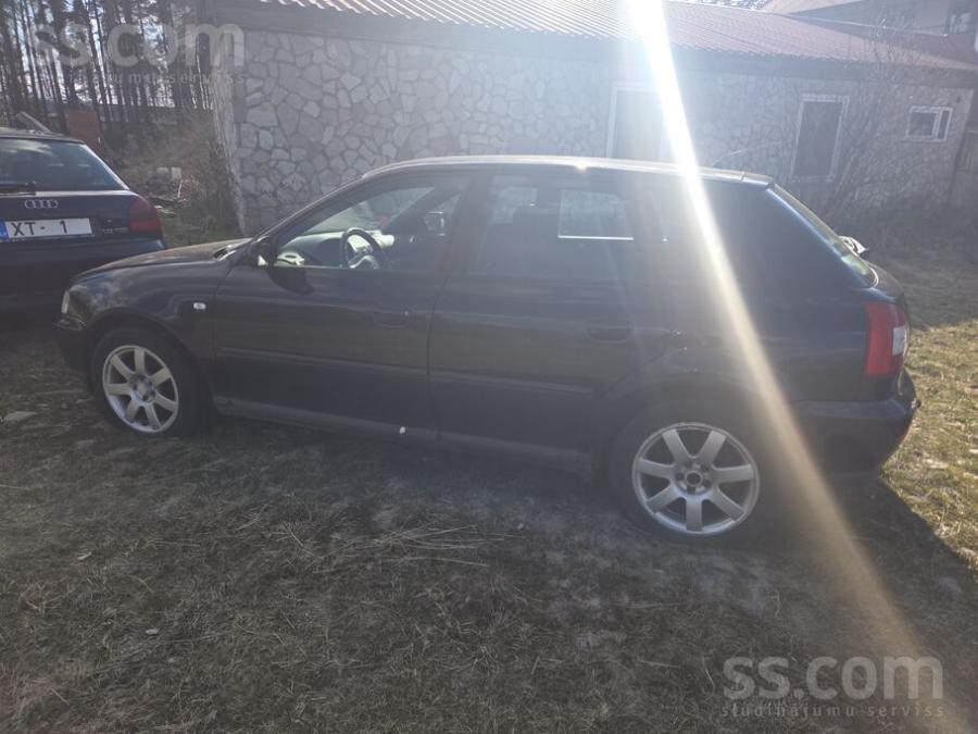 Blue Audi A3 2003 in Riga, with an engine capacity of 1.90 L and mileage of 430 thousand km for 950 €, photo 6 on AUTOMOTO.COM.LV