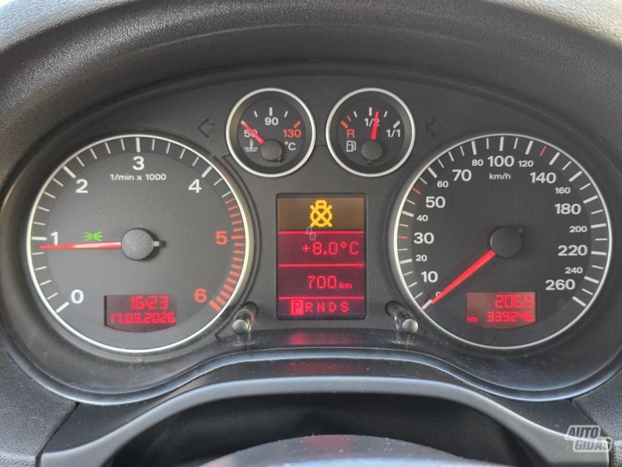 Zils Audi A3 2005 Šauļi, ar dzinēja tilpumu 2.00 L un nobraukumu 339 tūkst. km par 1599 €, foto 21 vietnē AUTOMOTO.COM.LV