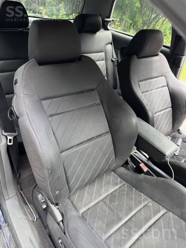Zils Audi A3 1997 Rīga, ar dzinēja tilpumu 1.80 L un nobraukumu 258 tūkst. km par 799 €, foto 6 vietnē AUTOMOTO.COM.LV