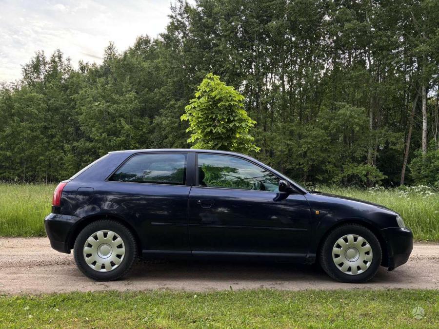 Blue Audi A3 1998 in Vilnius, with an engine capacity of 1.90 L and mileage of 377 thousand km for 900 €, photo 3 on AUTOMOTO.COM.LV