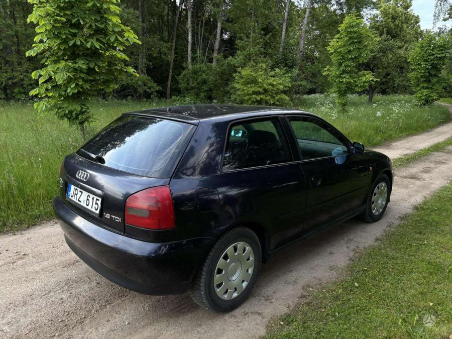 Blue Audi A3 1998 in Vilnius, with an engine capacity of 1.90 L and mileage of 377 thousand km for 900 €, photo 5 on AUTOMOTO.COM.LV