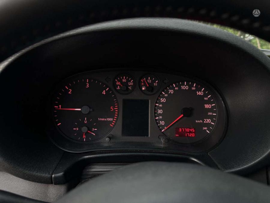 Blue Audi A3 1998 in Vilnius, with an engine capacity of 1.90 L and mileage of 377 thousand km for 900 €, photo 11 on AUTOMOTO.COM.LV
