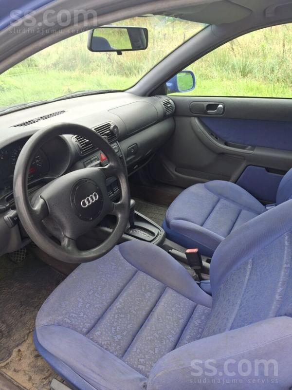 Zils Audi A3 1998 Rīga, ar dzinēja tilpumu 1.90 L un nobraukumu 356 tūkst. km par 700 €, foto 5 vietnē AUTOMOTO.COM.LV