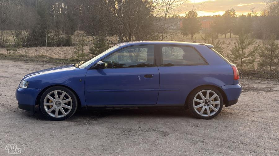 Zils Audi A3 1999 Viļņa, ar dzinēja tilpumu 1.80 L un nobraukumu 284 tūkst. km par 2500 €, foto 4 vietnē AUTOMOTO.COM.LV