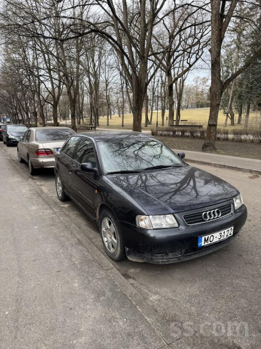 Zils Audi A3 1999 Rīga, ar dzinēja tilpumu 1.90 L un nobraukumu 363 tūkst. km par 800 €, foto 3 vietnē AUTOMOTO.COM.LV