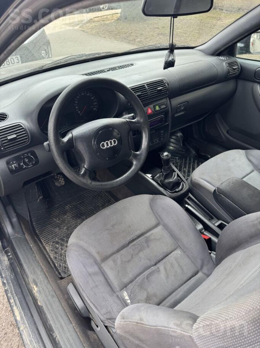Zils Audi A3 1999 Rīga, ar dzinēja tilpumu 1.90 L un nobraukumu 363 tūkst. km par 800 €, foto 7 vietnē AUTOMOTO.COM.LV