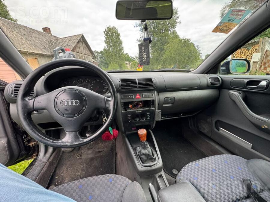 Blue Audi A3 1999 in Madona, with an engine capacity of 1.80 L and mileage of 286 thousand km for 900 €, photo 7 on AUTOMOTO.COM.LV