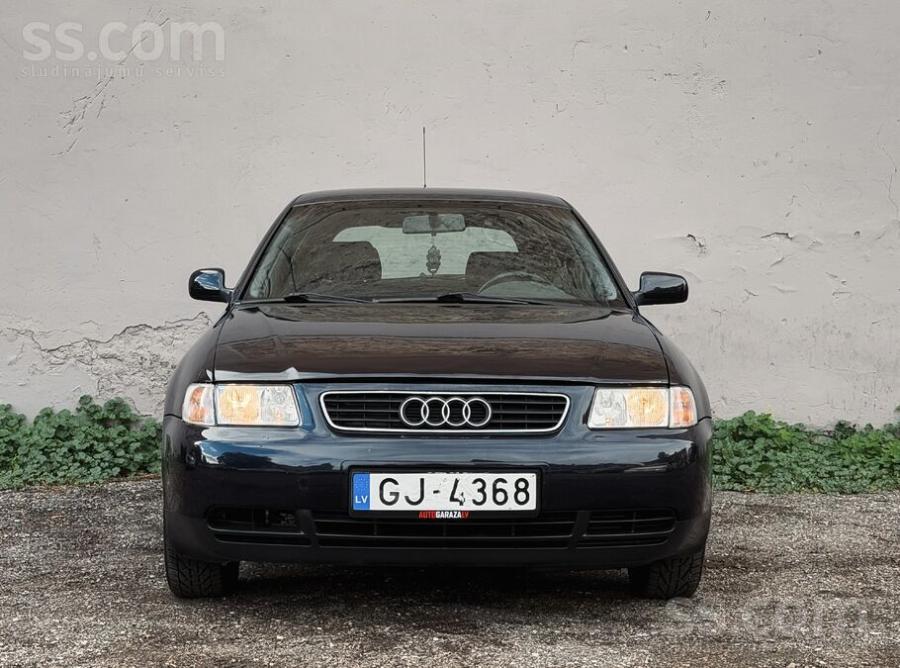 Blue Audi A3 1999 in Riga, with an engine capacity of 1.60 L and mileage of 212 thousand km for 890 €, photo 5 on AUTOMOTO.COM.LV