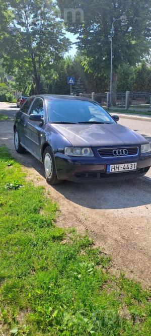 Zils Audi A3 2001 Rīga, ar dzinēja tilpumu 1.60 L un nobraukumu 428 tūkst. km par 600 €, foto  vietnē AUTOMOTO.COM.LV