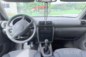 Zils Audi A3 2001 Talsi, ar dzinēja tilpumu 1.60 L un nobraukumu 156 tūkst. km par 700 €, foto 4 vietnē AUTOMOTO.COM.LV