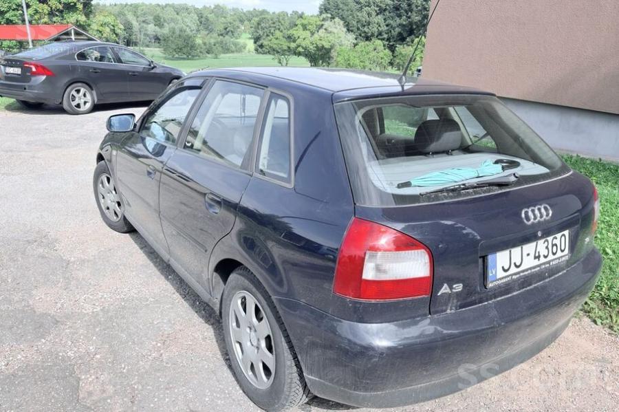 Zils Audi A3 2001 Talsi, ar dzinēja tilpumu 1.60 L un nobraukumu 156 tūkst. km par 700 €, foto 5 vietnē AUTOMOTO.COM.LV