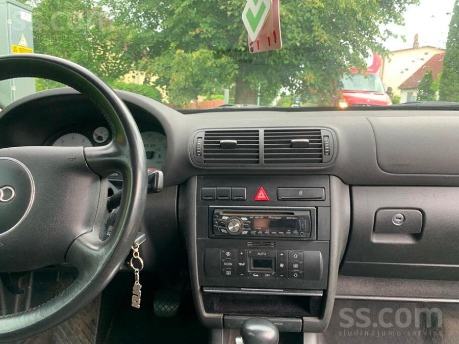 Zils Audi A3 2001 Preiļi, ar dzinēja tilpumu 1.80 L un nobraukumu 293 tūkst. km par 1200 €, foto 3 vietnē AUTOMOTO.COM.LV