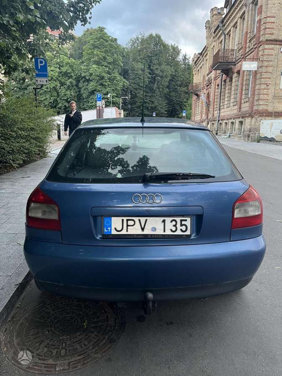 Синий Ауди А3 2001 в Вильнюс, объемом двигателя 1.90 л и пробегом 354 тыс. км за 899 €, фото 6 на AUTOMOTO.COM.LV