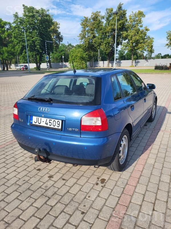 Zils Audi A3 2002 Dobele, ar dzinēja tilpumu 1.80 L un nobraukumu 281 tūkst. km par 1300 €, foto 4 vietnē AUTOMOTO.COM.LV