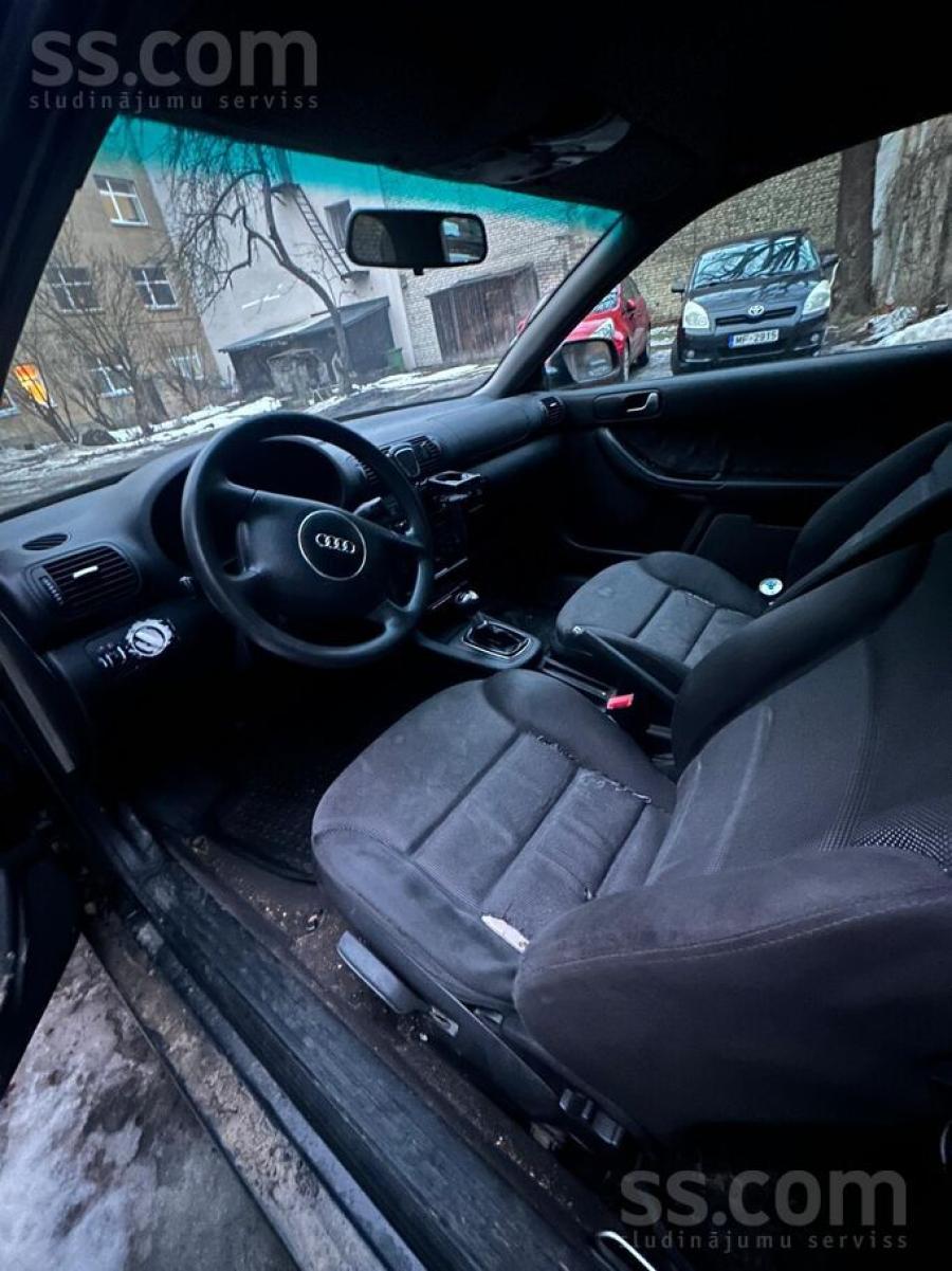 Blue Audi A3 2002 in Riga, with an engine capacity of 1.90 L and mileage of 440 thousand km for 550 €, photo 9 on AUTOMOTO.COM.LV