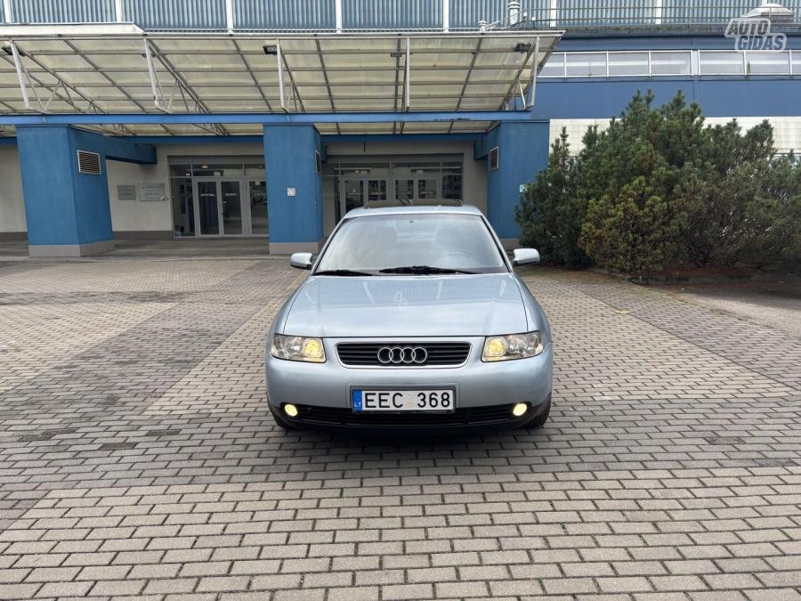 Синий Ауди А3 2002 в Вильнюс, объемом двигателя 1.80 л и пробегом 198 тыс. км за 1550 €, фото 3 на AUTOMOTO.COM.LV