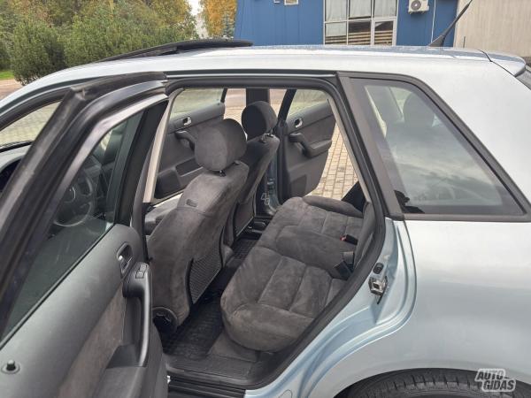 Blue Audi A3 2002 in Vilnius, with an engine capacity of 1.80 L and mileage of 198 thousand km for 1550 €, photo 9 on AUTOMOTO.COM.LV