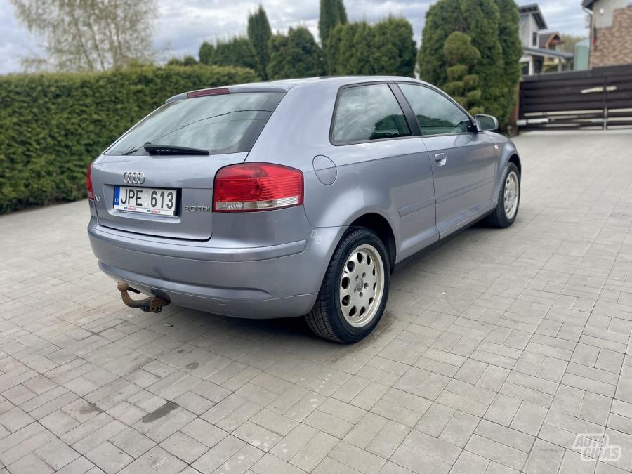 Blue Audi A3 2003 in Vilnius, with an engine capacity of 2.00 L and mileage of 397 thousand km for 2000 €, photo 3 on AUTOMOTO.COM.LV
