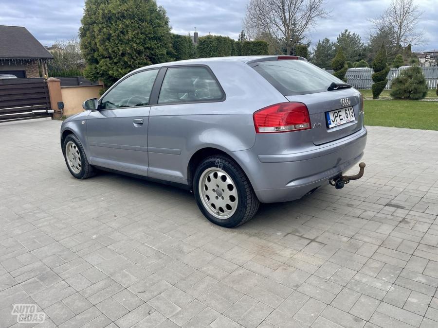 Blue Audi A3 2003 in Vilnius, with an engine capacity of 2.00 L and mileage of 397 thousand km for 2000 €, photo 4 on AUTOMOTO.COM.LV