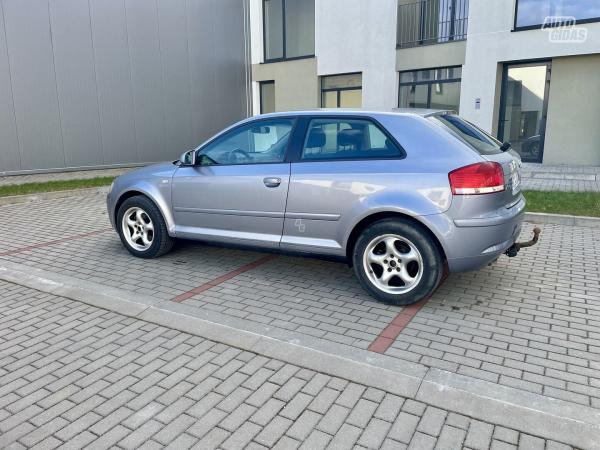 Zils Audi A3 2003 Viļņa, ar dzinēja tilpumu 2.00 L un nobraukumu 397 tūkst. km par 2000 €, foto 5 vietnē AUTOMOTO.COM.LV