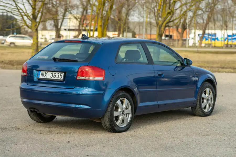 Zils Audi A3 2003 Liepāja, ar dzinēja tilpumu 2.00 L un nobraukumu 311 tūkst. km par 2200 €, foto 5 vietnē AUTOMOTO.COM.LV