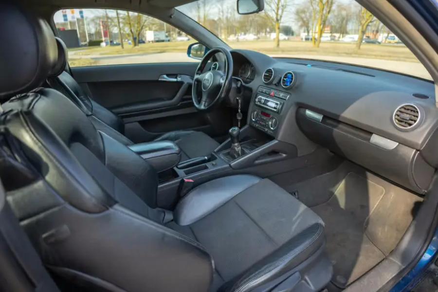 Zils Audi A3 2003 Liepāja, ar dzinēja tilpumu 2.00 L un nobraukumu 311 tūkst. km par 2200 €, foto 13 vietnē AUTOMOTO.COM.LV