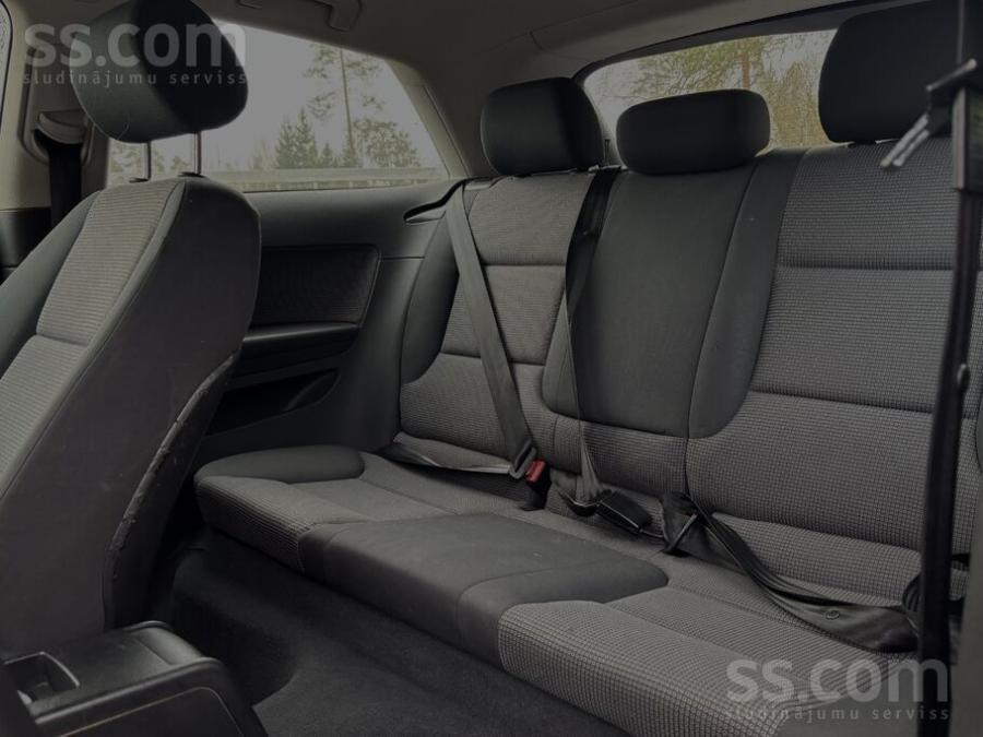 Zils Audi A3 2003 Rīga, ar dzinēja tilpumu 1.90 L un nobraukumu 394 tūkst. km par 1950 €, foto 7 vietnē AUTOMOTO.COM.LV