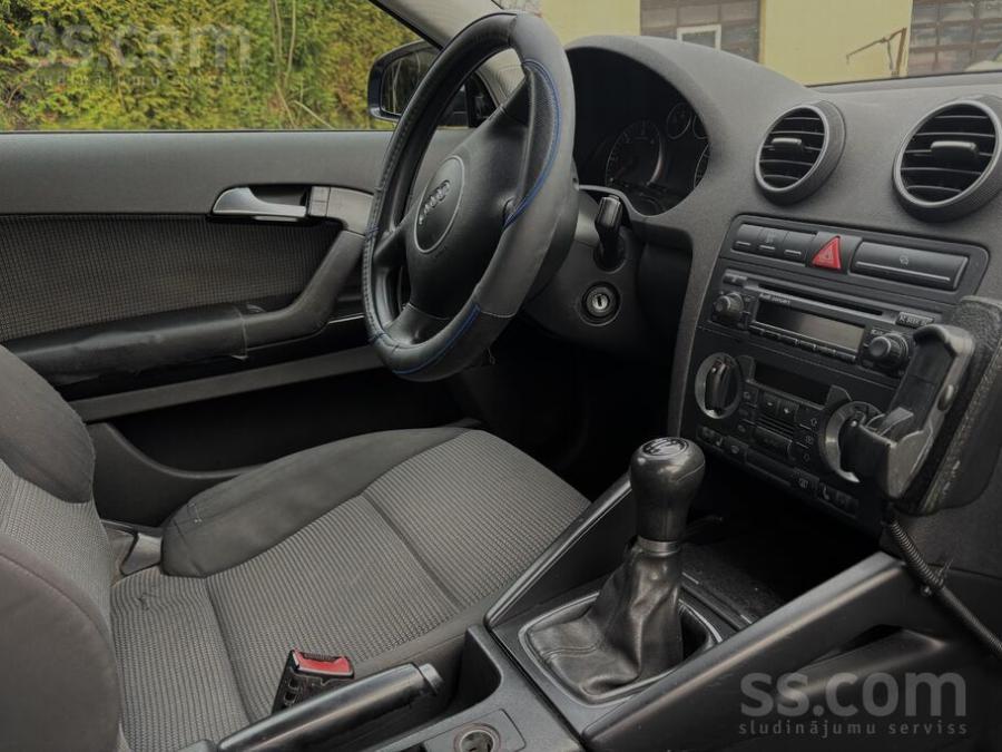 Zils Audi A3 2003 Rīga, ar dzinēja tilpumu 1.90 L un nobraukumu 394 tūkst. km par 1950 €, foto 8 vietnē AUTOMOTO.COM.LV