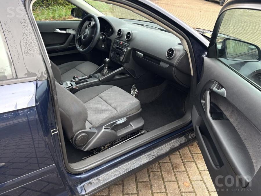 Zils Audi A3 2003 Rīga, ar dzinēja tilpumu 1.90 L un nobraukumu 394 tūkst. km par 1950 €, foto 9 vietnē AUTOMOTO.COM.LV