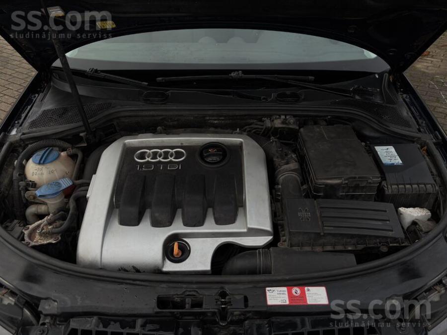 Zils Audi A3 2003 Rīga, ar dzinēja tilpumu 1.90 L un nobraukumu 394 tūkst. km par 1950 €, foto 14 vietnē AUTOMOTO.COM.LV