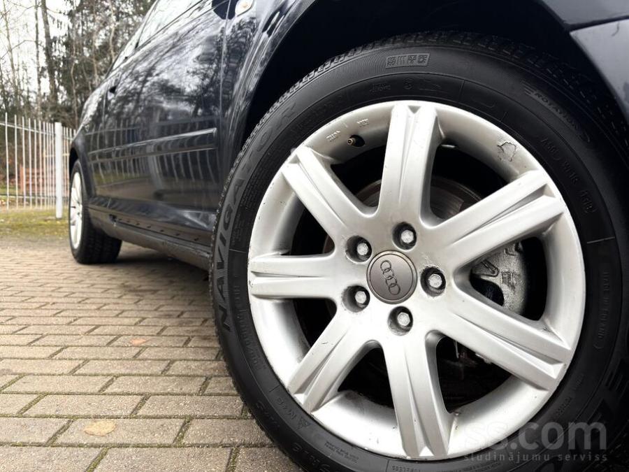 Zils Audi A3 2003 Rīga, ar dzinēja tilpumu 1.90 L un nobraukumu 394 tūkst. km par 1950 €, foto 15 vietnē AUTOMOTO.COM.LV