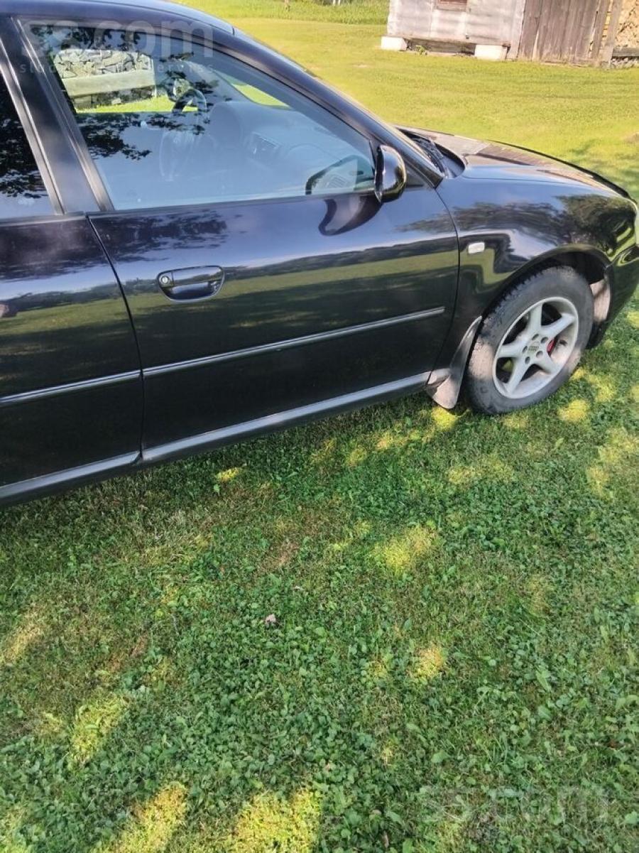 Zils Audi A3 2003 Rēzekne, ar dzinēja tilpumu 1.60 L un nobraukumu 245 tūkst. km par 1600 €, foto 14 vietnē AUTOMOTO.COM.LV