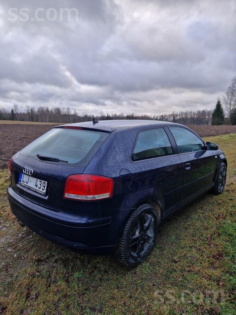 Blue Audi A3 2004 in Riga, with an engine capacity of 2.00 L and mileage of 256 thousand km for 2700 €, photo 3 on AUTOMOTO.COM.LV