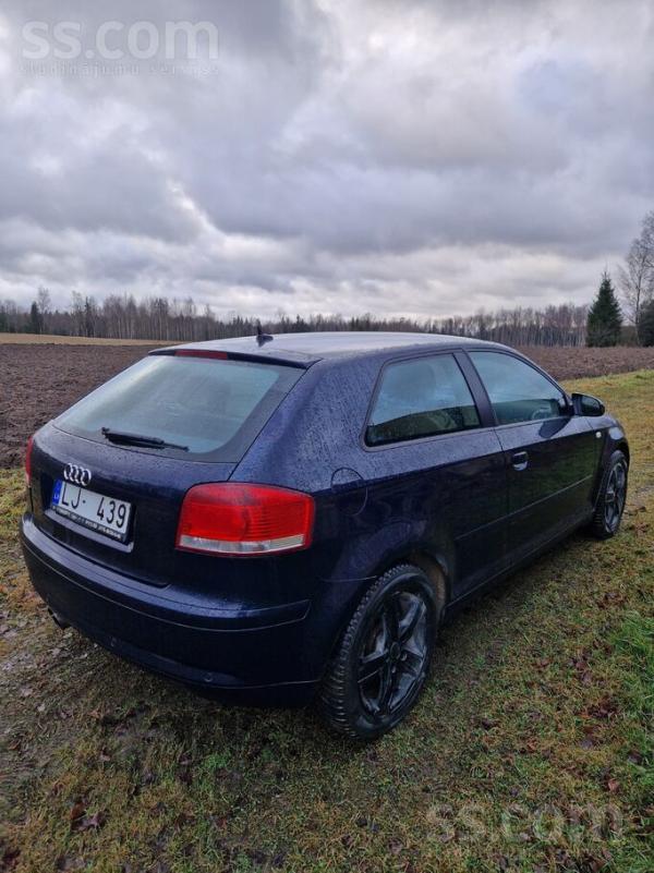 Blue Audi A3 2004 in Riga, with an engine capacity of 2.00 L and mileage of 256 thousand km for 2200 €, photo 3 on AUTOMOTO.COM.LV
