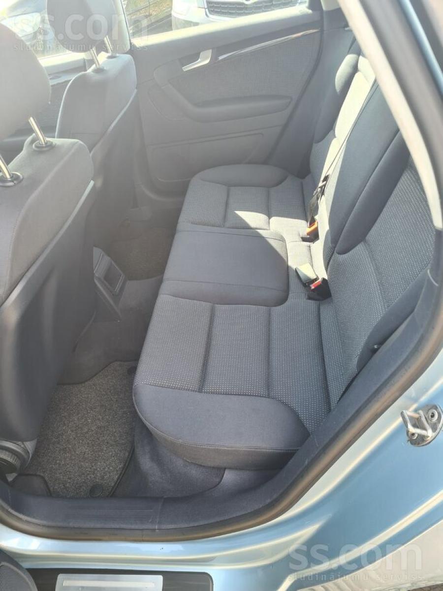 Zils Audi A3 2004 Ludza, ar dzinēja tilpumu 1.60 L un nobraukumu 0 tūkst. km par 3850 €, foto 10 vietnē AUTOMOTO.COM.LV