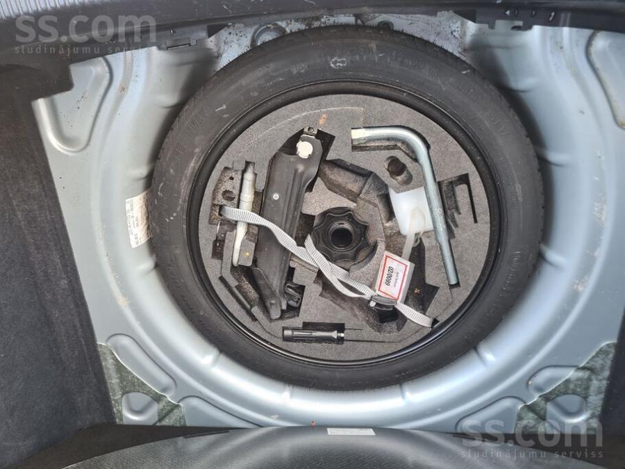 Zils Audi A3 2004 Ludza, ar dzinēja tilpumu 1.60 L un nobraukumu 0 tūkst. km par 3850 €, foto 12 vietnē AUTOMOTO.COM.LV