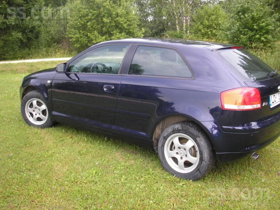Blue Audi A3 2004 in Riga, with an engine capacity of 1.60 L and mileage of 378 thousand km for 1850 €, photo 5 on AUTOMOTO.COM.LV