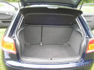 Blue Audi A3 2004 in Riga, with an engine capacity of 1.60 L and mileage of 378 thousand km for 1850 €, photo 16 on AUTOMOTO.COM.LV