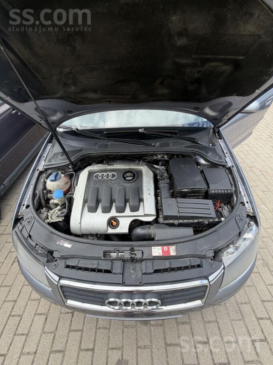 Blue Audi A3 2004 in Riga, with an engine capacity of 1.90 L and mileage of 298 thousand km for 1500 €, photo 11 on AUTOMOTO.COM.LV