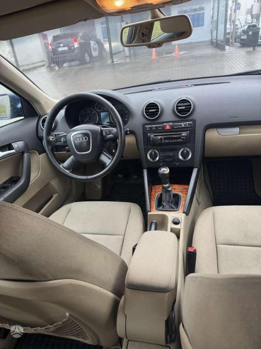 Zils Audi A3 2005 Viļņa, ar dzinēja tilpumu 1.97 L un nobraukumu 288 tūkst. km par 900 €, foto 10 vietnē AUTOMOTO.COM.LV