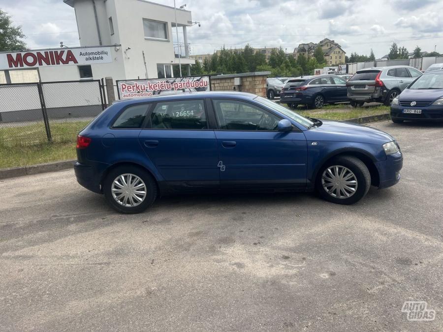 Blue Audi A3 2005 in Siauliai, with an engine capacity of 2.00 L and mileage of 224 thousand km for 899 €, photo 5 on AUTOMOTO.COM.LV