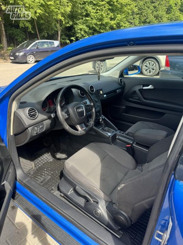 Blue Audi A3 2005 in Vilnius, with an engine capacity of 2.00 L and mileage of 397 thousand km for 2300 €, photo 8 on AUTOMOTO.COM.LV