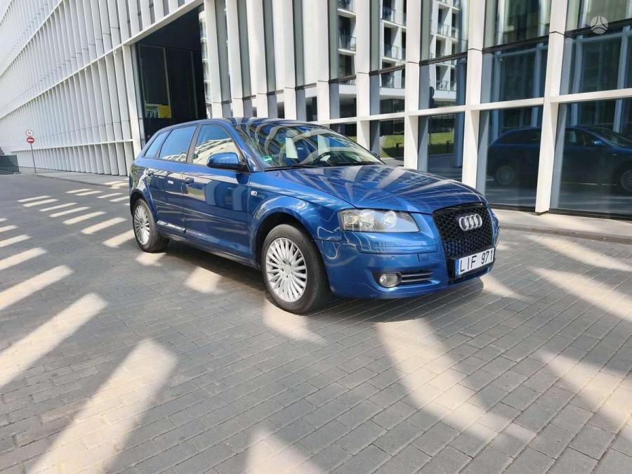 Blue Audi A3 2005 in Vilnius, with an engine capacity of 1.60 L and mileage of 200 thousand km for 2300 €, photo 1 on AUTOMOTO.COM.LV