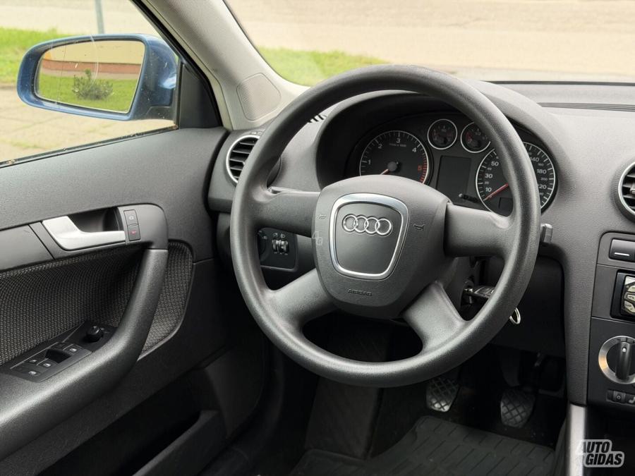 Zils Audi A3 2005 Kaišiadorys, ar dzinēja tilpumu 1.90 L un nobraukumu 289 tūkst. km par 1850 €, foto 26 vietnē AUTOMOTO.COM.LV