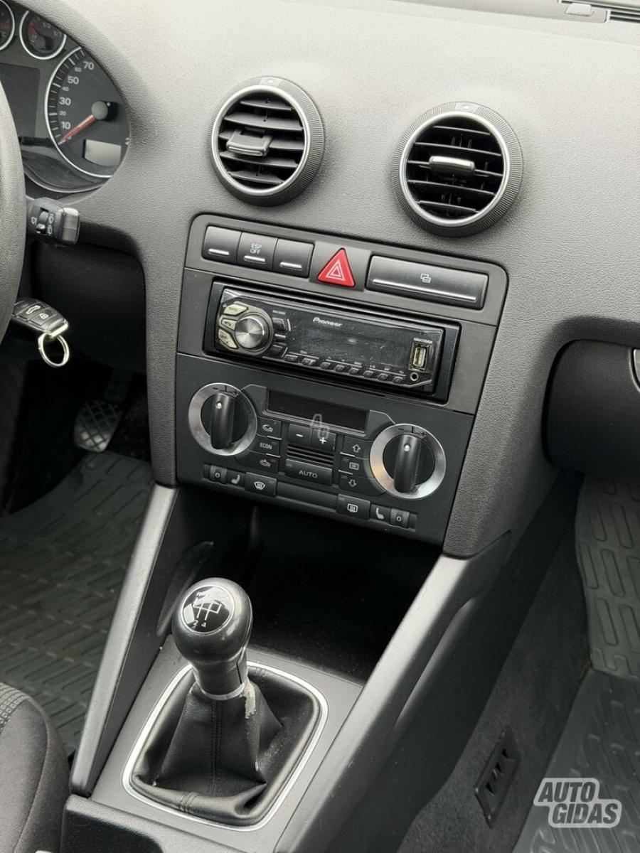 Zils Audi A3 2005 Kaišiadorys, ar dzinēja tilpumu 1.90 L un nobraukumu 289 tūkst. km par 1850 €, foto 27 vietnē AUTOMOTO.COM.LV